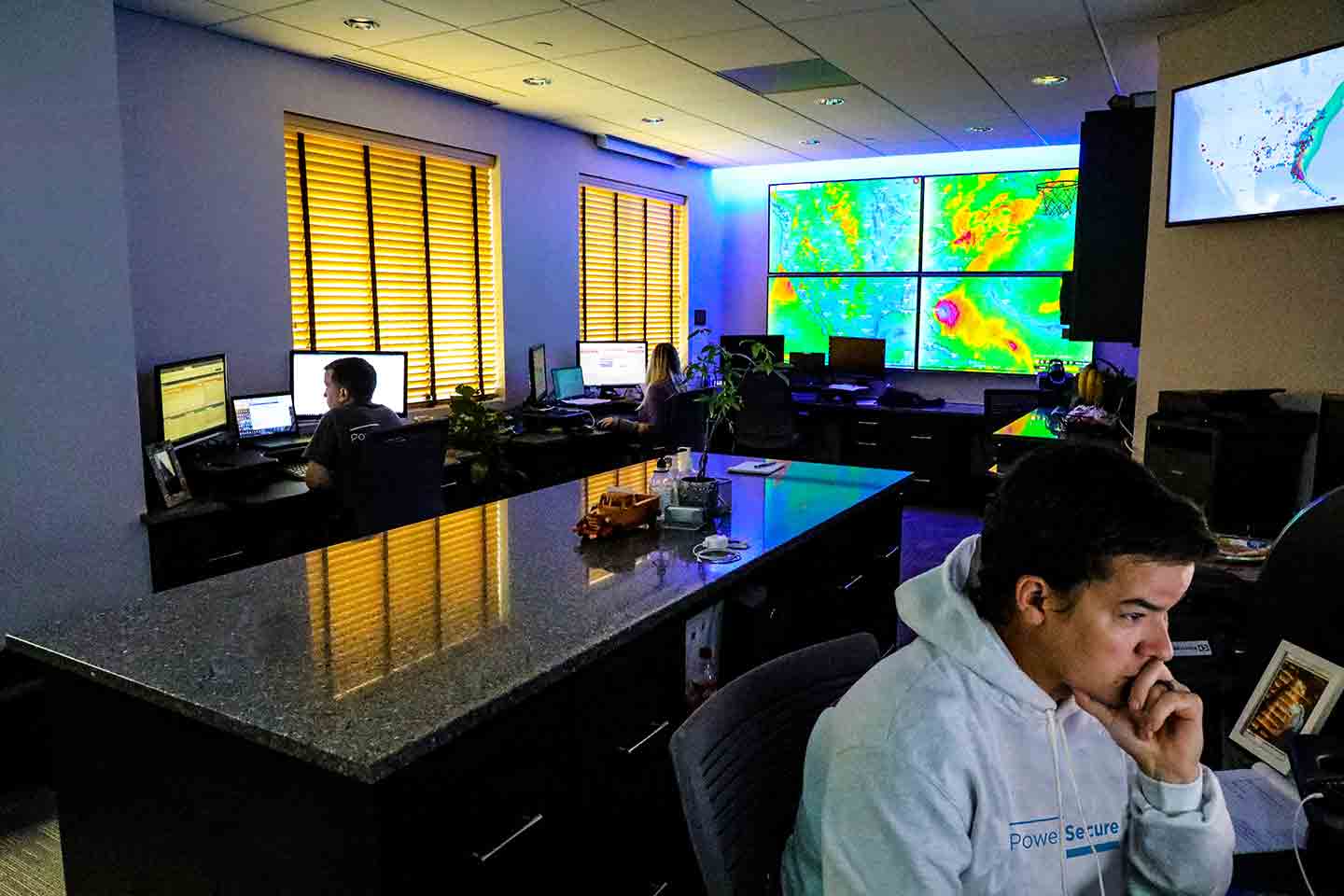 4 Steps to Boost Microgrid Power Efficiency | PowerSecure